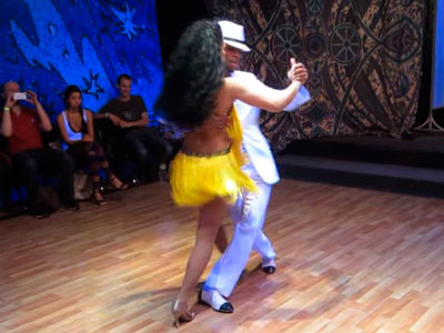 Samba - Mucho Más Que Baile