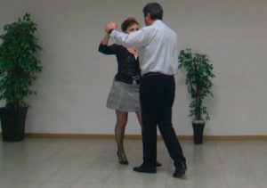 Samba paso básico - Mucho Más Que Baile